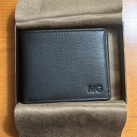 Leatherology | Bags | Leatherology Brand New Wallet Black Embossed ...